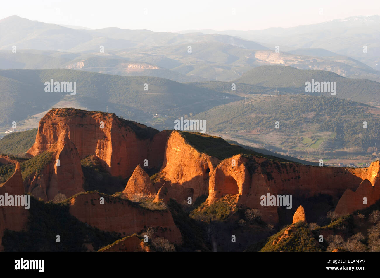 Las Medulas Roman gold mine spain castile and leon Stock Photo - Alamy