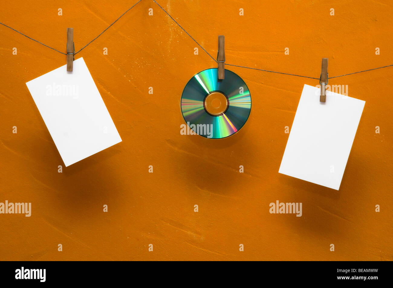 Photo paper cd drying on hi-res stock photography and images - Alamy