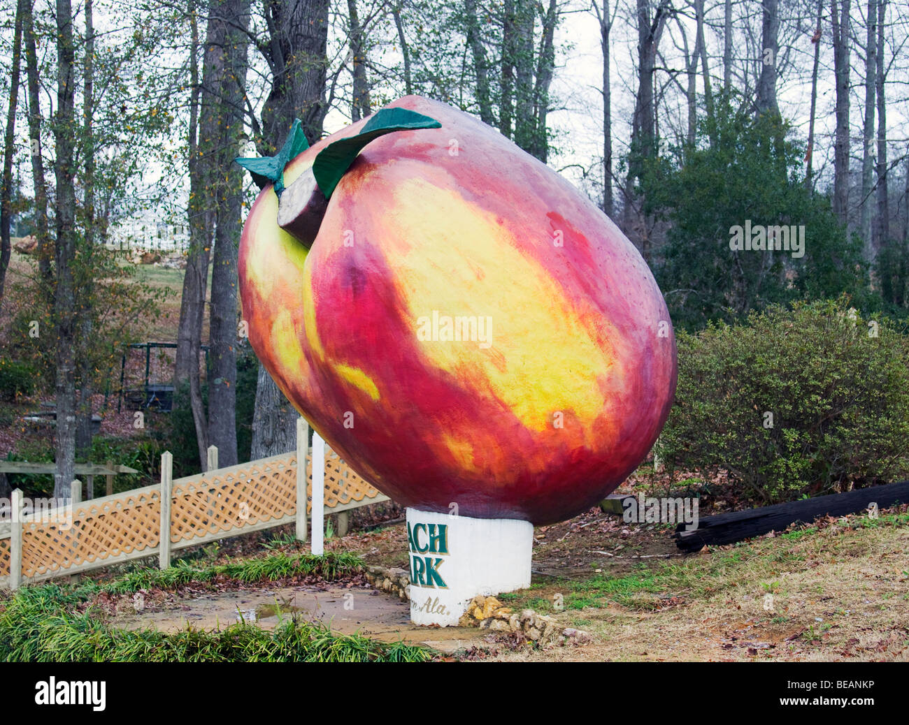 Giant peach sculpture in a Clanton, Alabama park celebrates the region ...