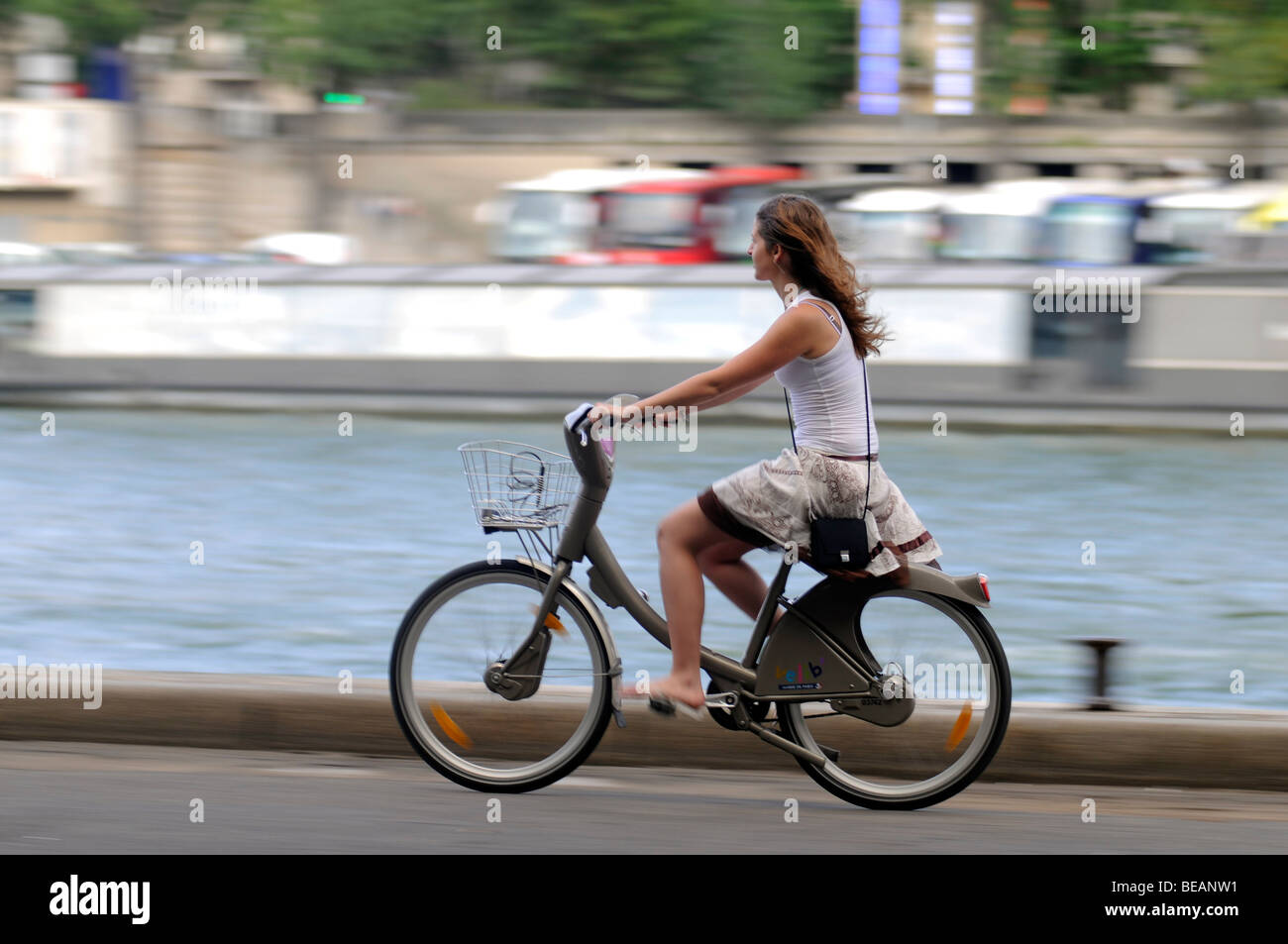 Bike In French at Alyssa Corrie blog