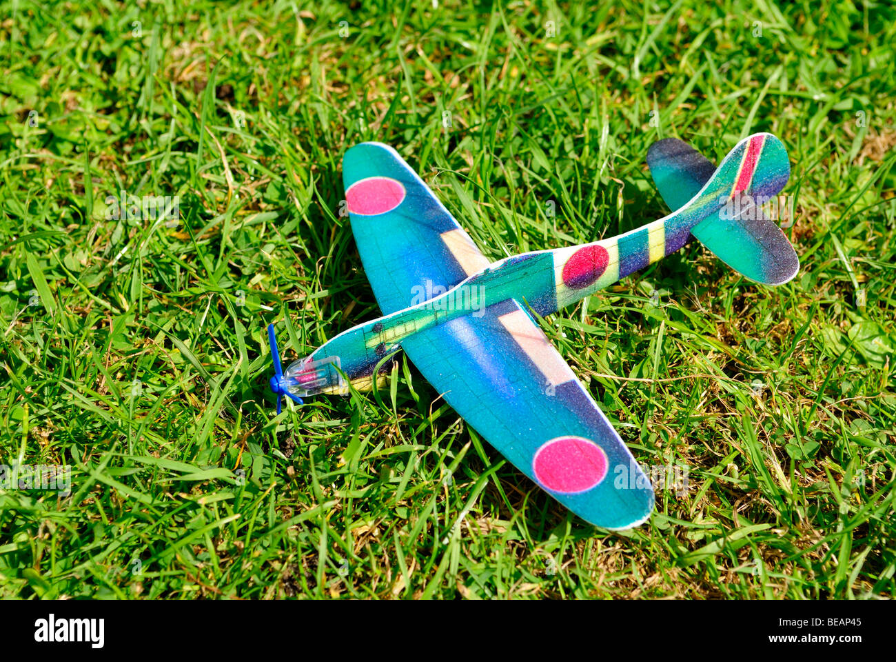 Model airplane kit hi-res stock photography and images - Alamy