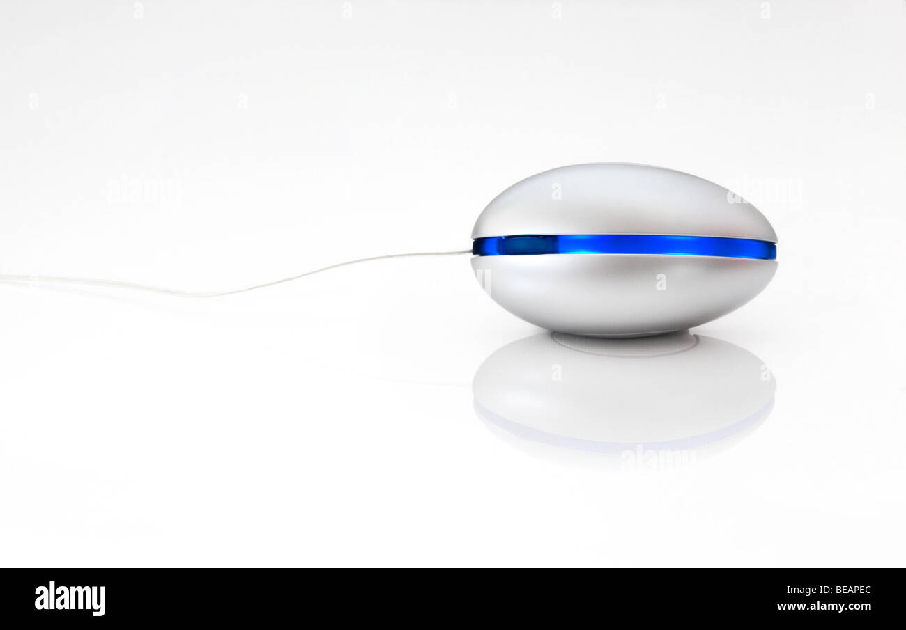 Blue Optical mouse with reflection Stock Photo - Alamy