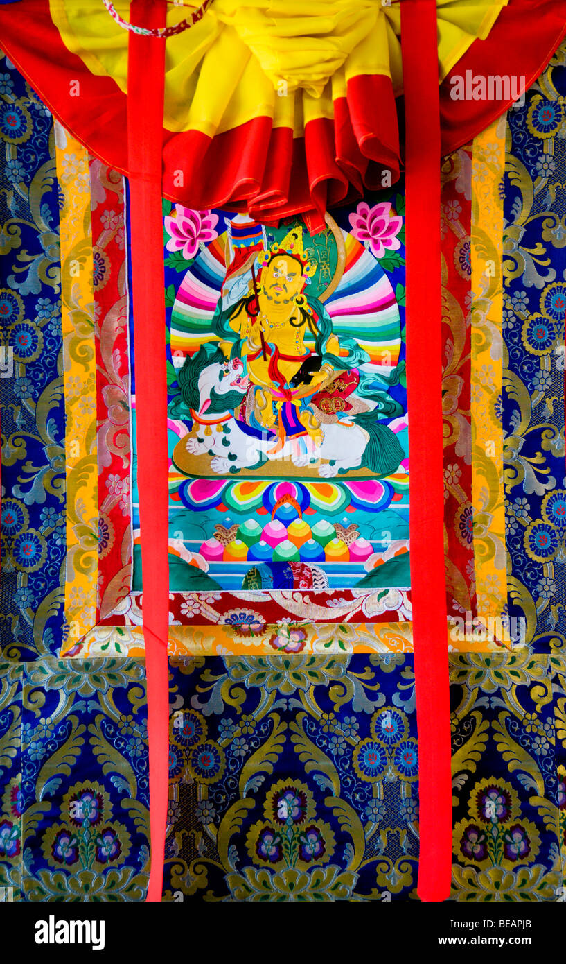 Buddhist art tapestry hi-res stock photography and images - Alamy