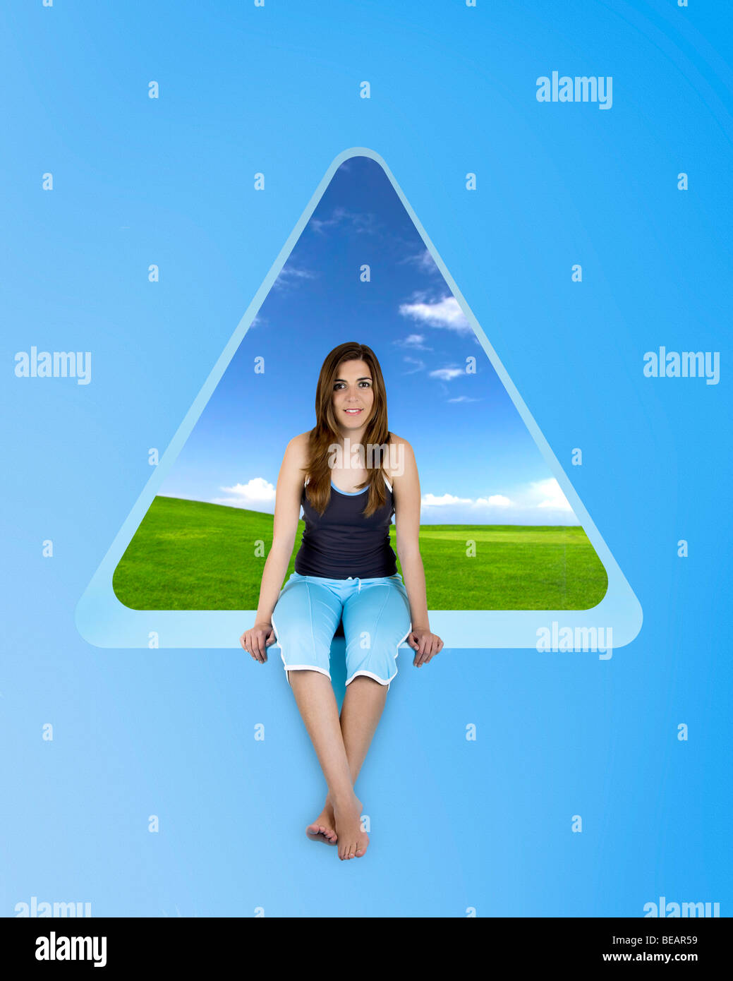 Forms a triangle hi-res stock photography and images - Alamy