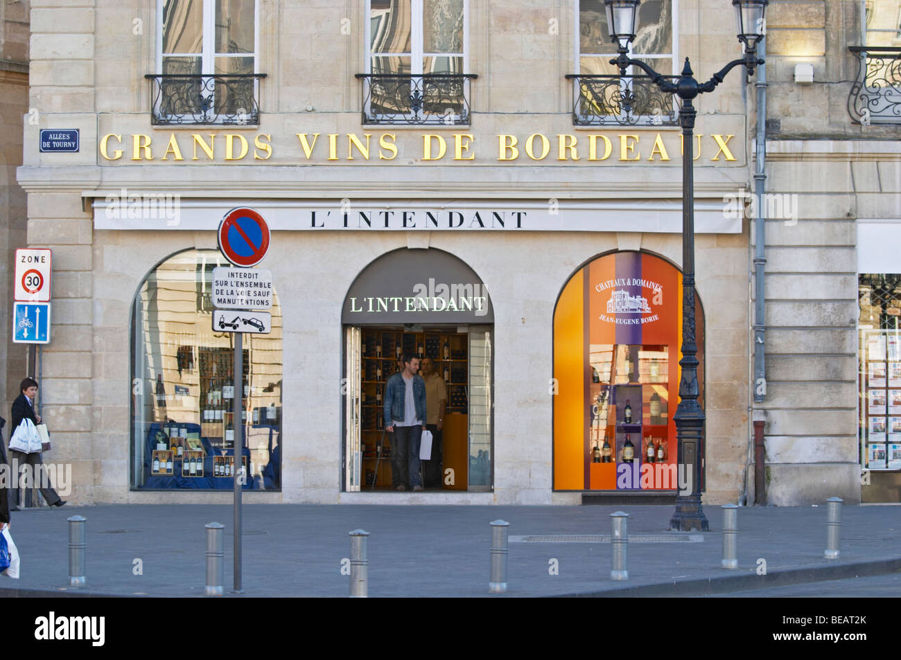 wine shop l'intendant allees tourny bordeaux france Stock Photo - Alamy