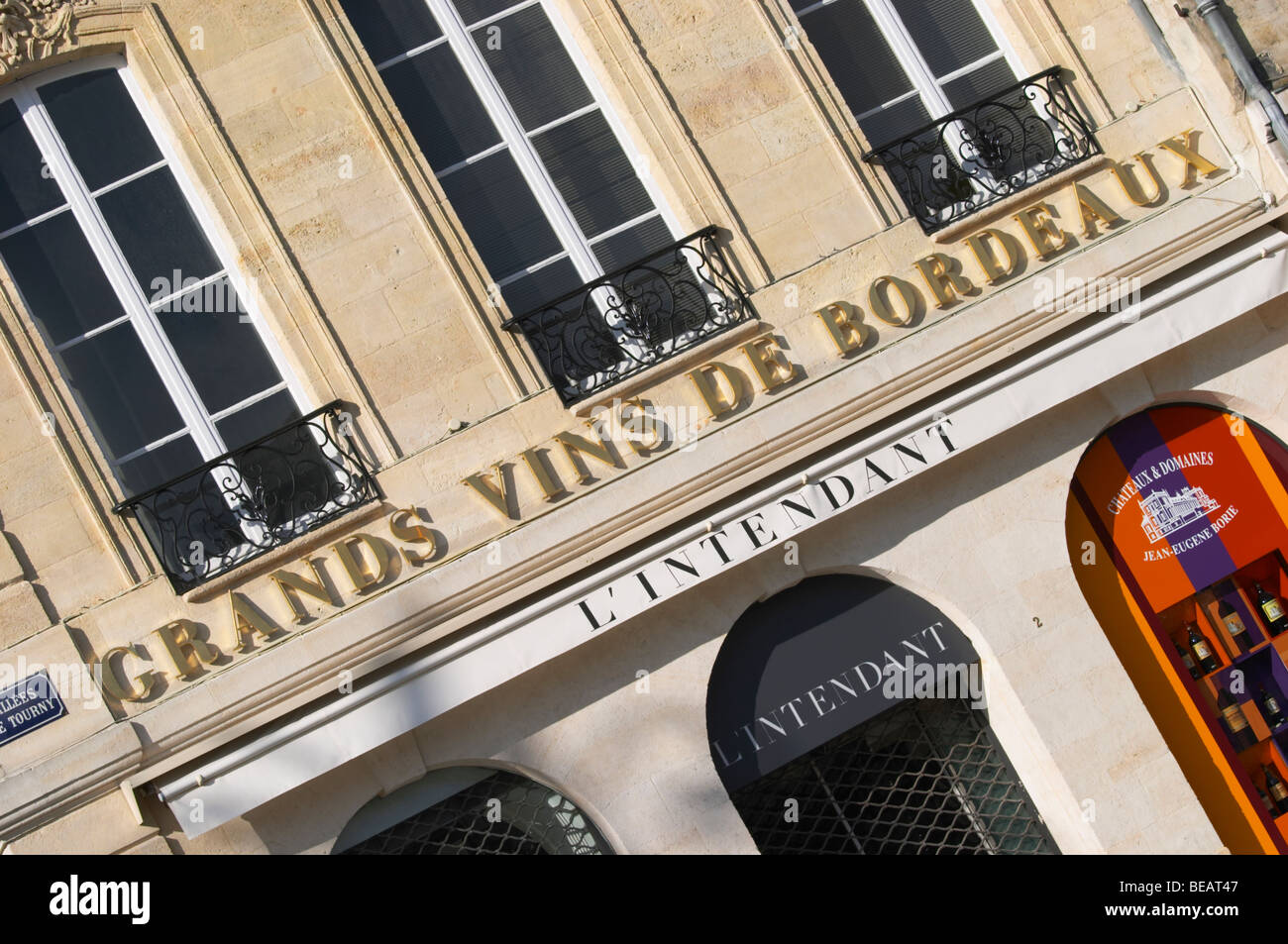 wine shop l'intendant allees tourny bordeaux france Stock Photo - Alamy