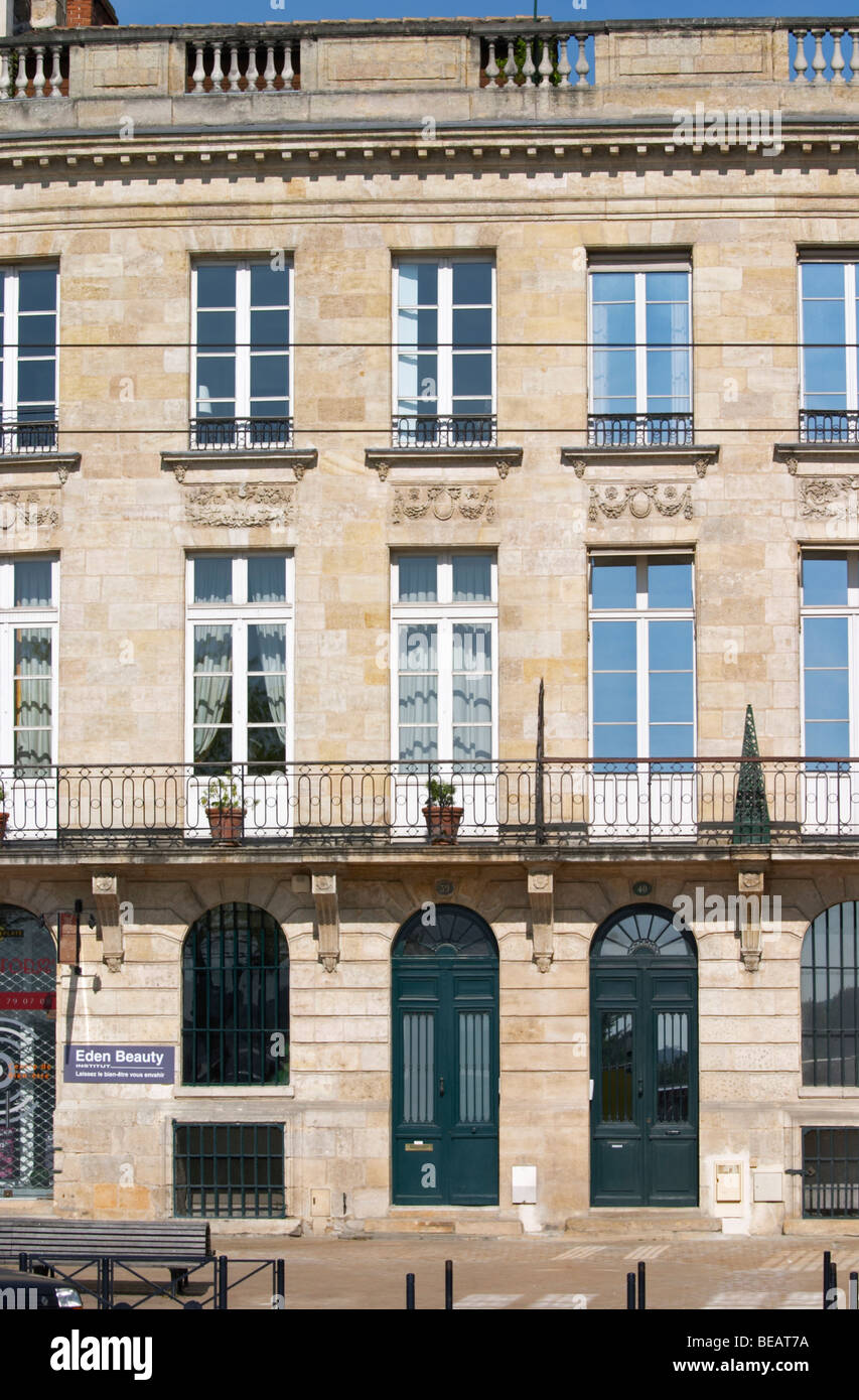 Quai de chartrons hi-res stock photography and images - Alamy