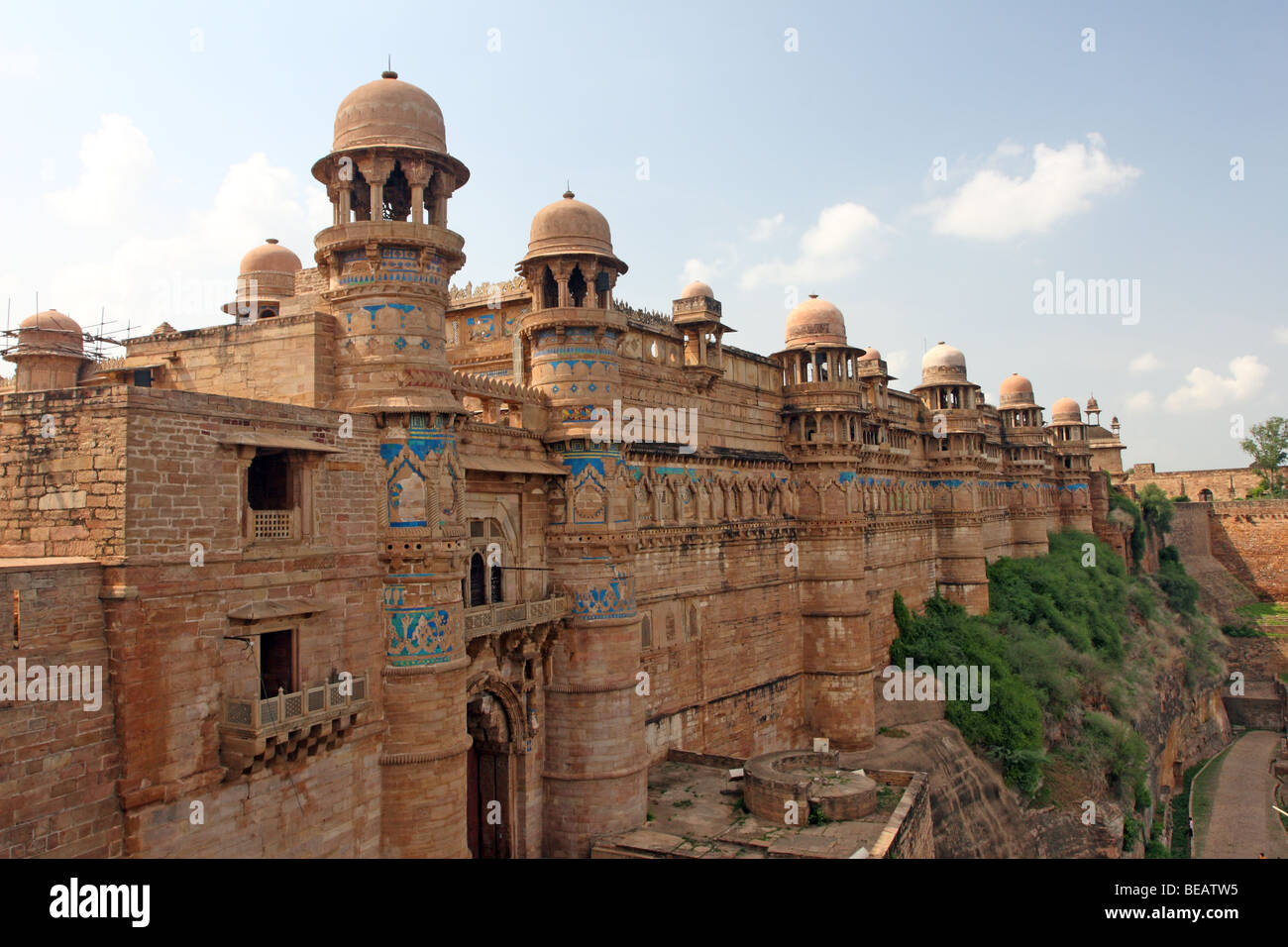 Temple asia ruin castle orcha hi-res stock photography and images - Alamy