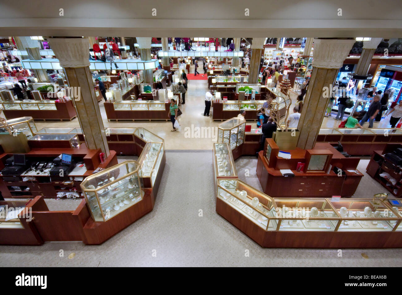 New York, USA. view of the first flore of Macy's famous department ...