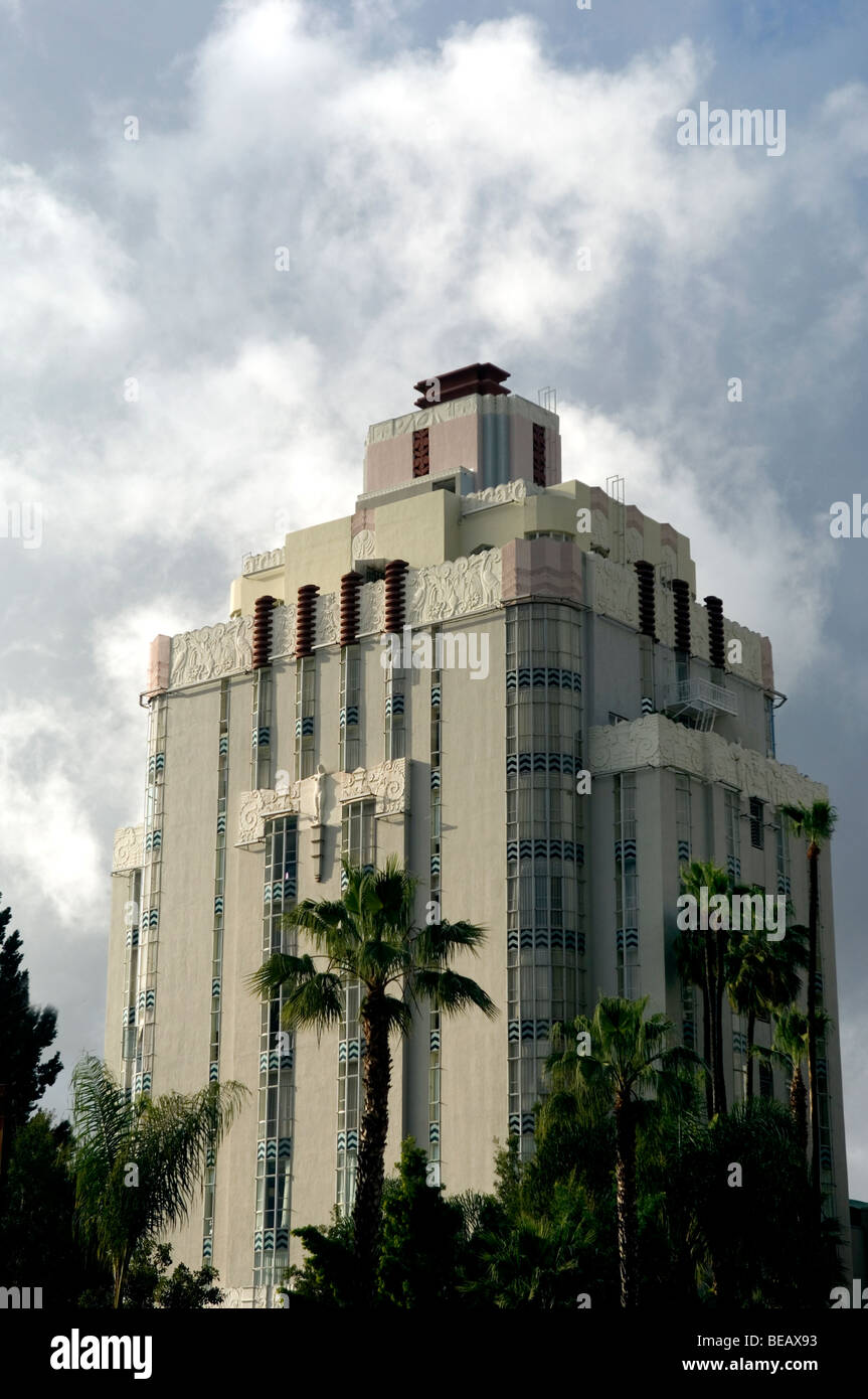 The Sunset Tower hotel in Los Angeles Stock Photo - Alamy