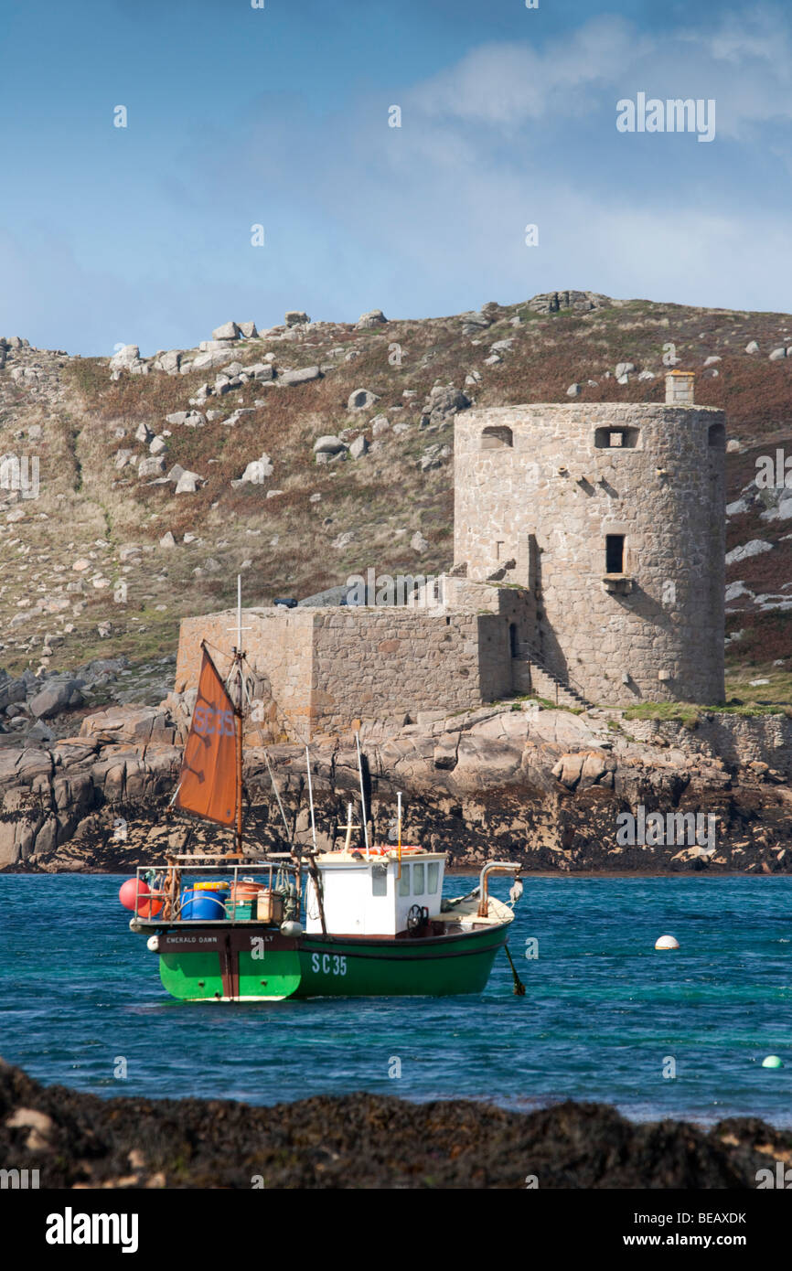 Cromwell’s Castle, Tresco, Isles of Scilly, viewed from Bryher, with ...