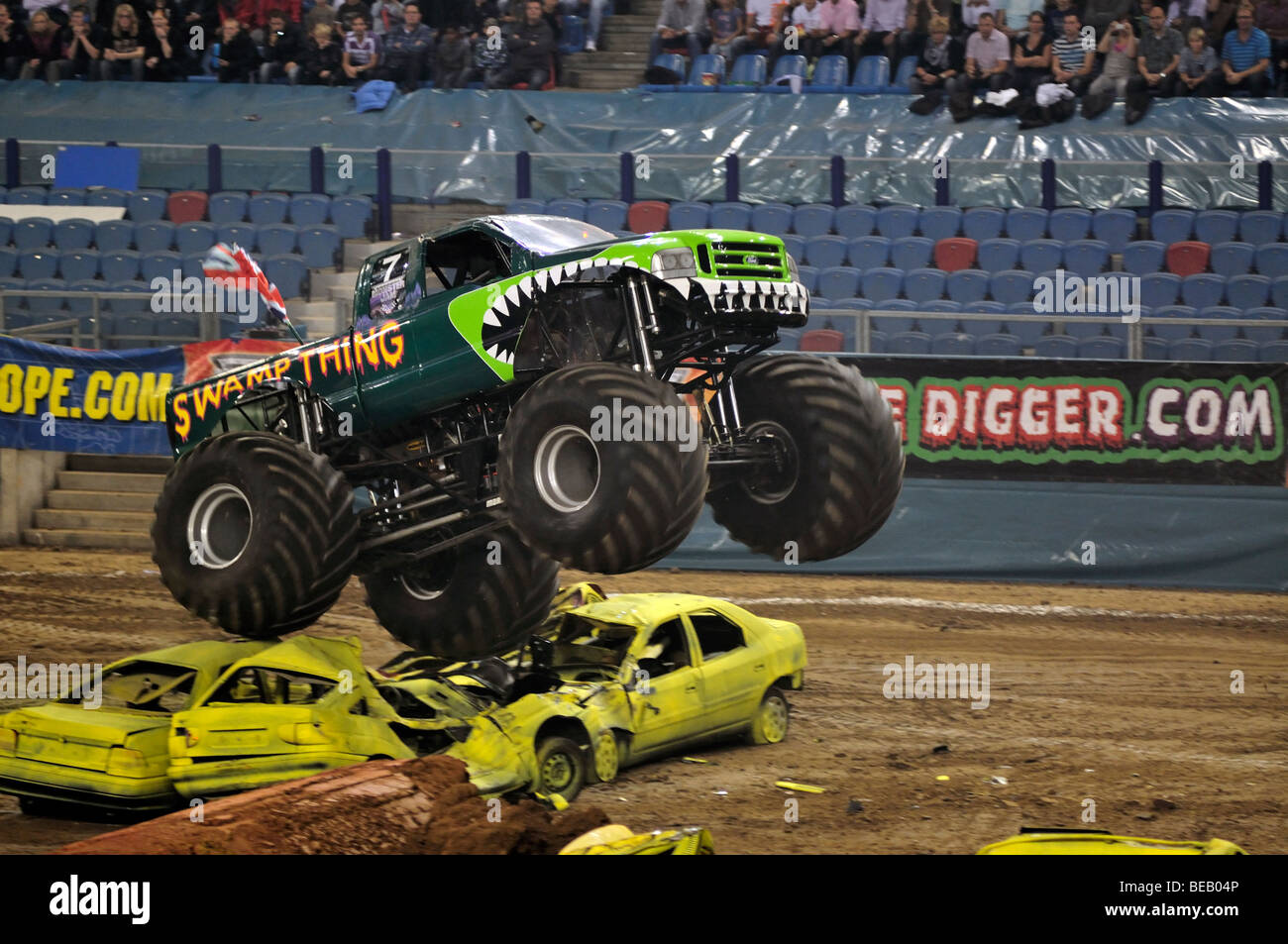Monster Jam Swamp Thing Stock Photo - Alamy