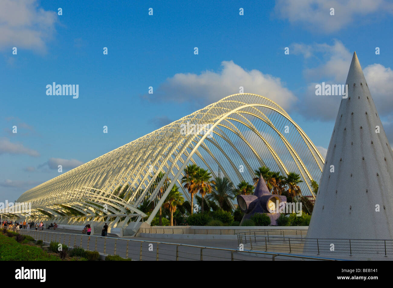 L´Umbracle , by S. Calatrava. City of Arts and Sciences. Comunidad ...