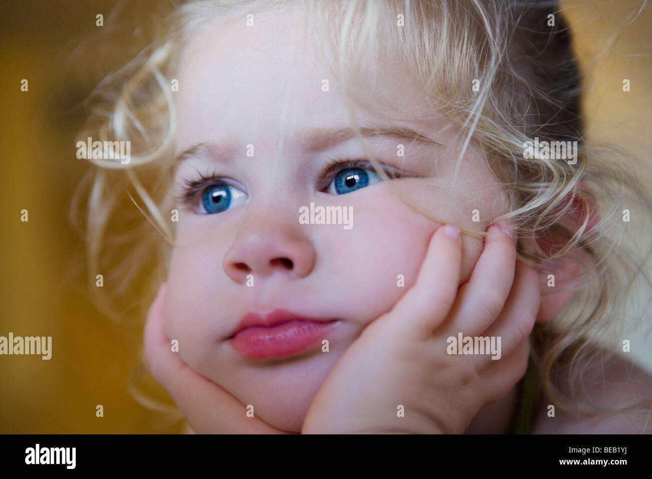 Child thinking mexico hi-res stock photography and images - Alamy