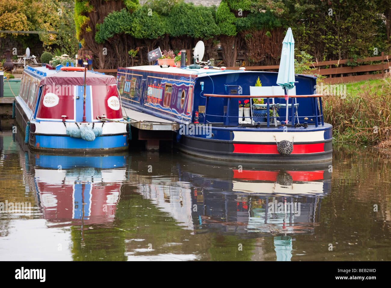 Narrowboats hi-res stock photography and images - Alamy
