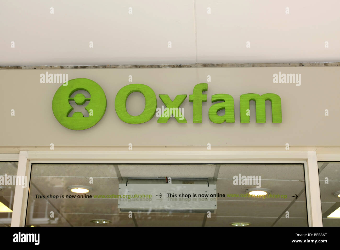 Oxfam signage logo hi-res stock photography and images - Alamy