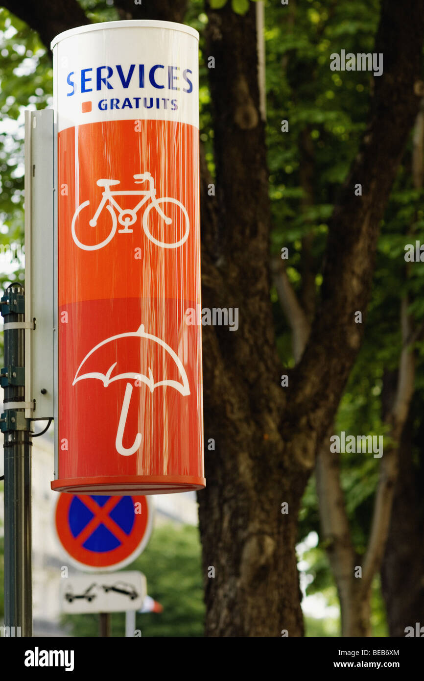 Close-up of road signs Stock Photo - Alamy