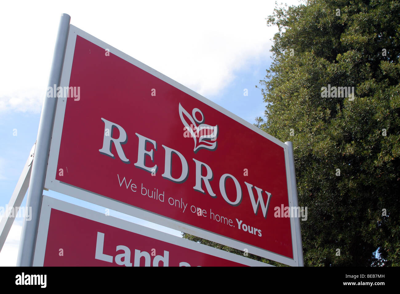 Redrow hi-res stock photography and images - Alamy