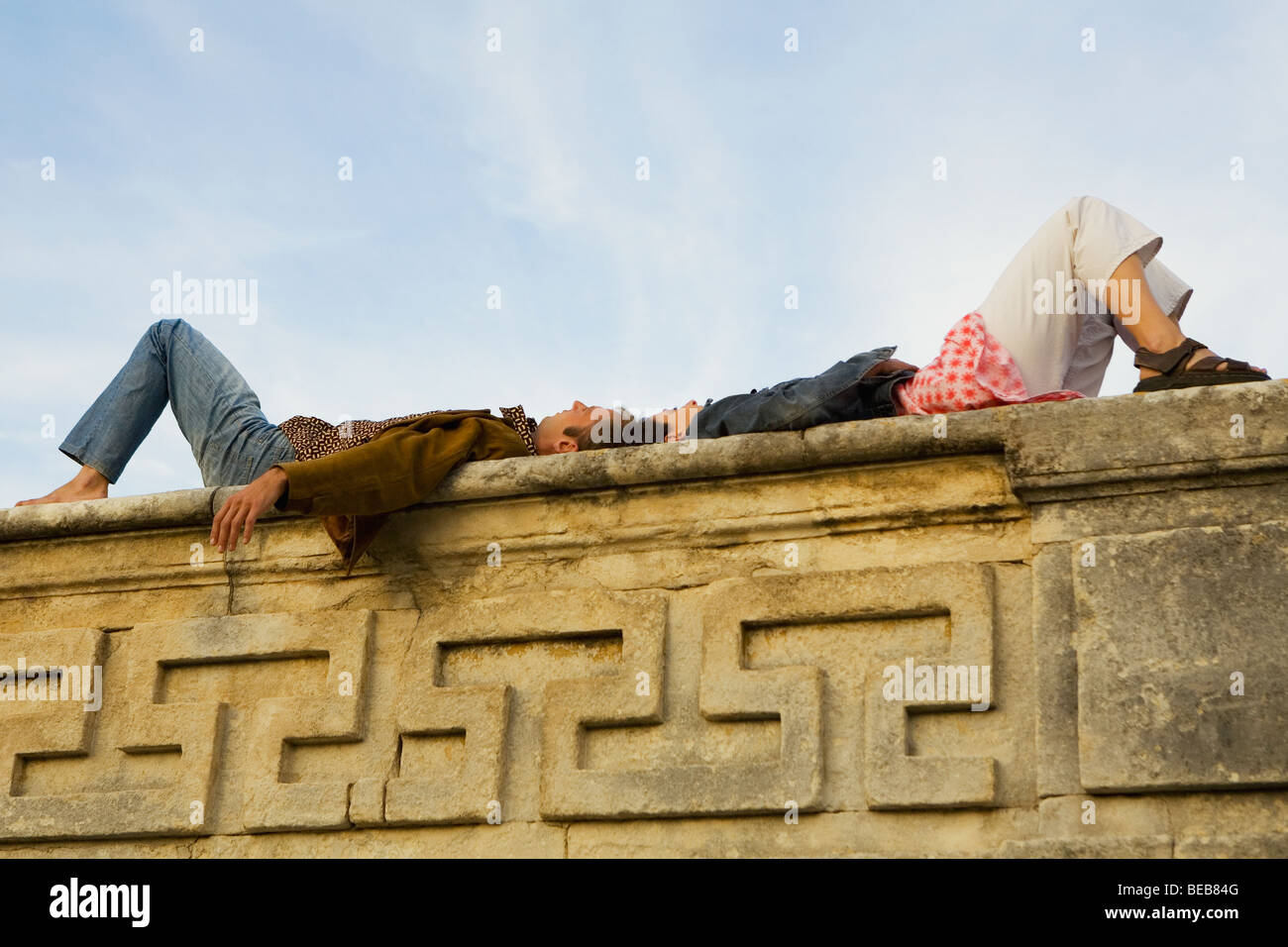 Low lying wall hi-res stock photography and images - Alamy