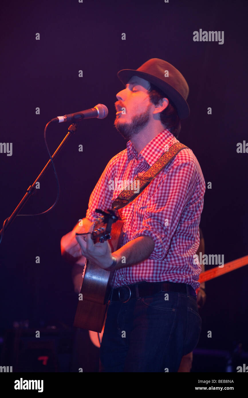 Vetiver band hi-res stock photography and images - Alamy