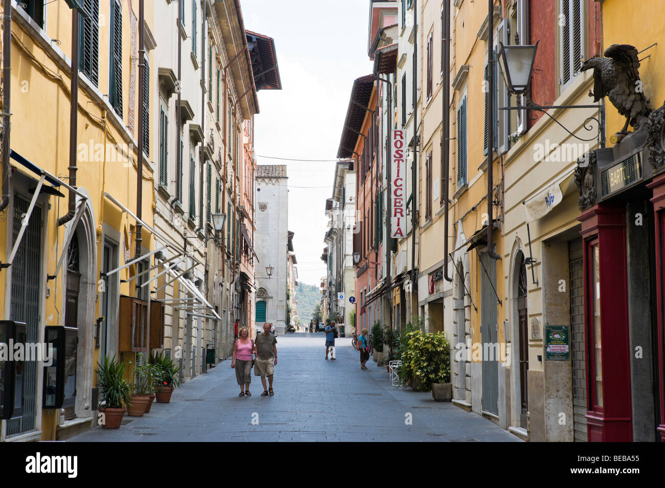 Via Mazzini in the historic town centre of Pietrasanta, Tuscan Riviera ...