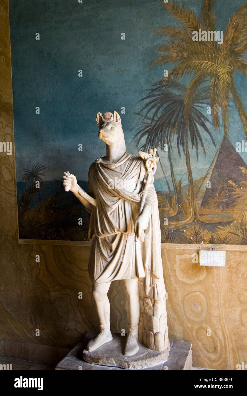 Anubis Statue High Resolution Stock Photography and Images - Alamy