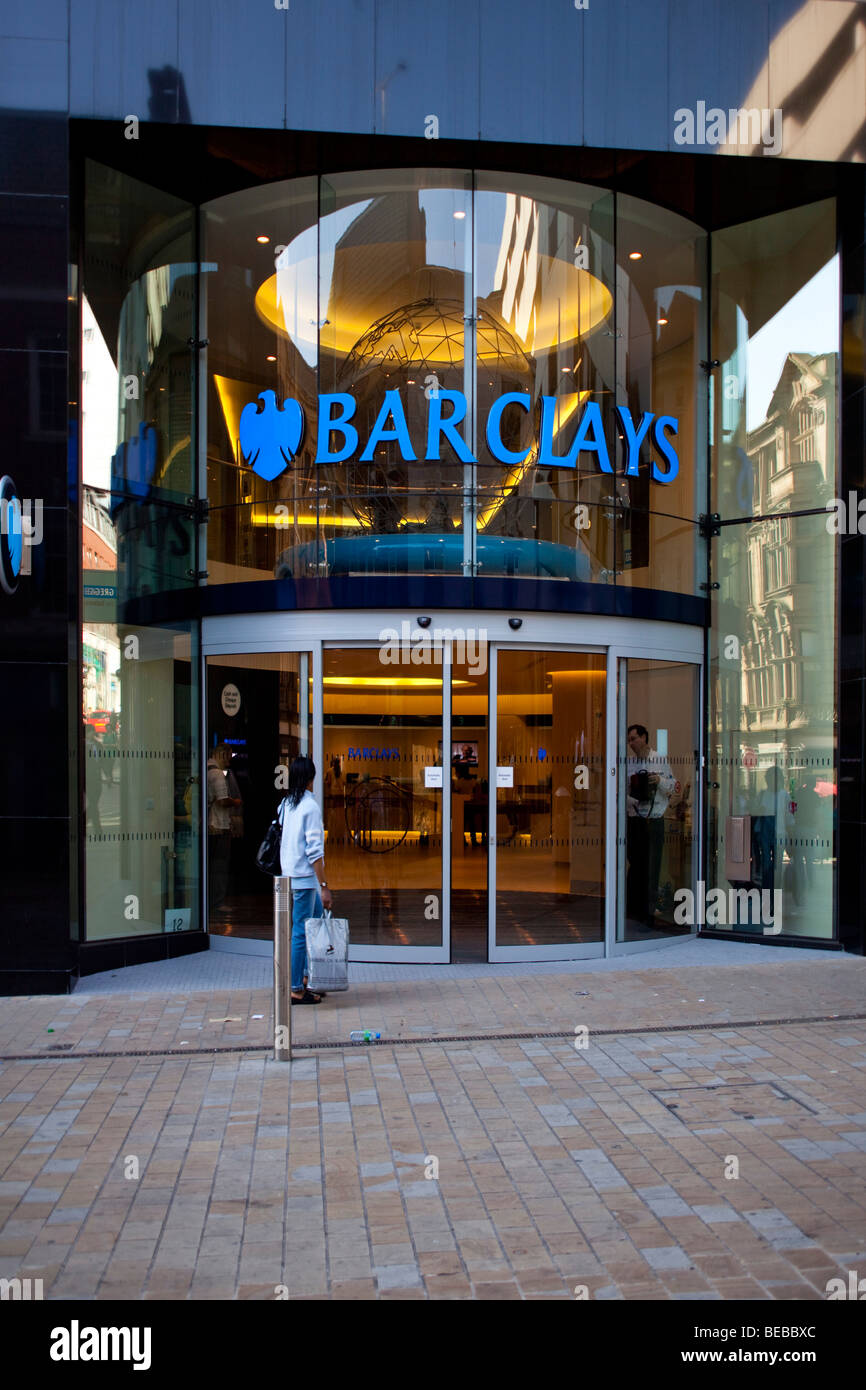 Barclays bank uk high street hi-res stock photography and images - Alamy