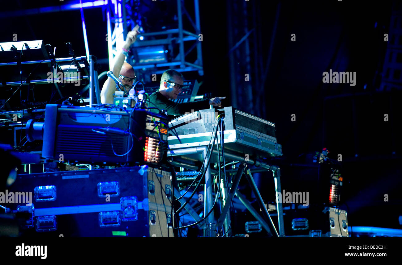 Orbital phil hartnoll, paul hartnoll hi-res stock photography and ...