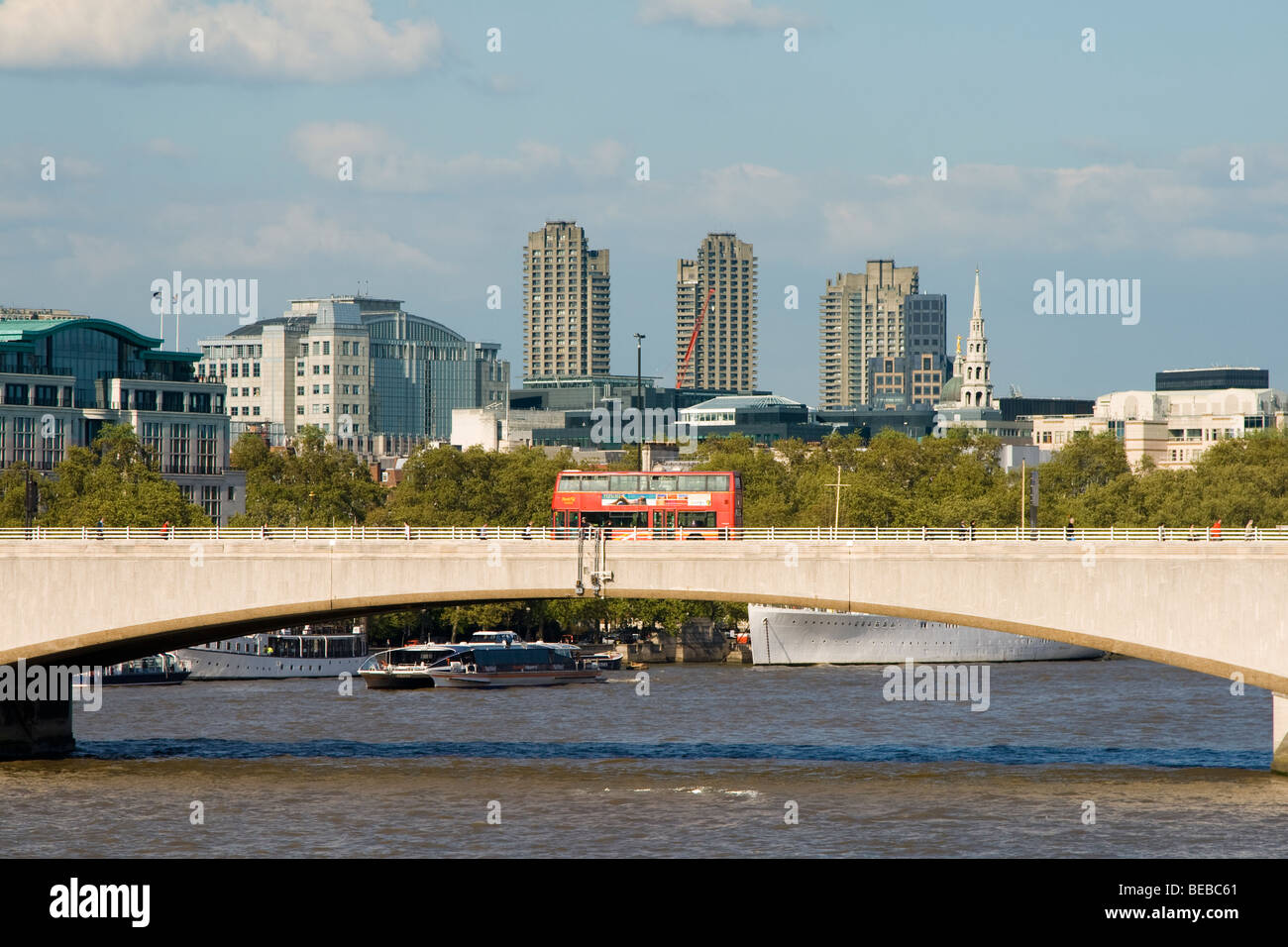 London Bus crossing London Bridge Stock Photo - Alamy