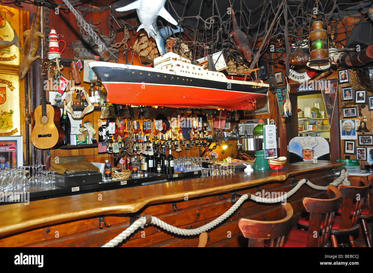 Haifisch hi-res stock photography and images - Alamy