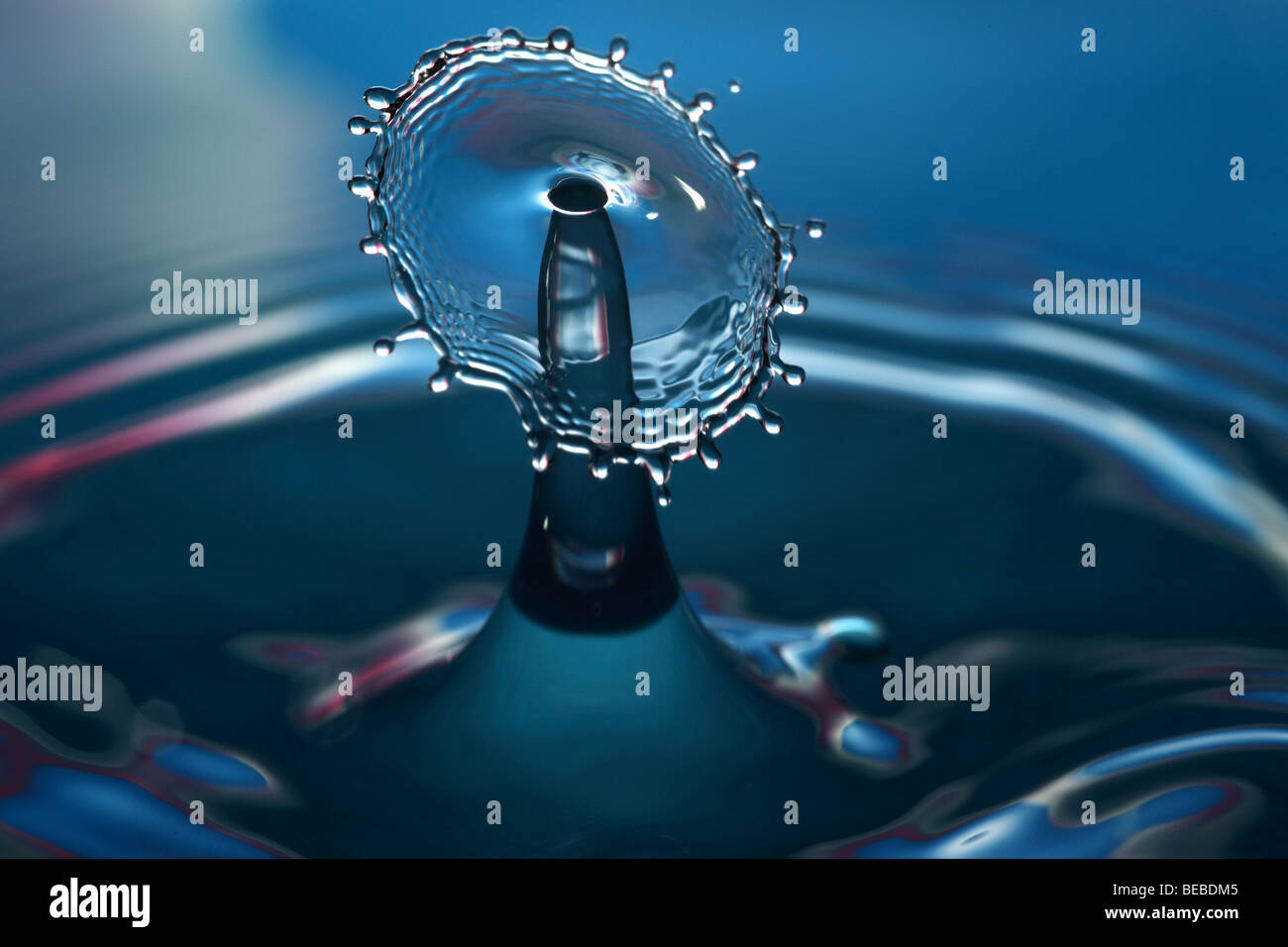 Water drop splash hi-res stock photography and images - Alamy