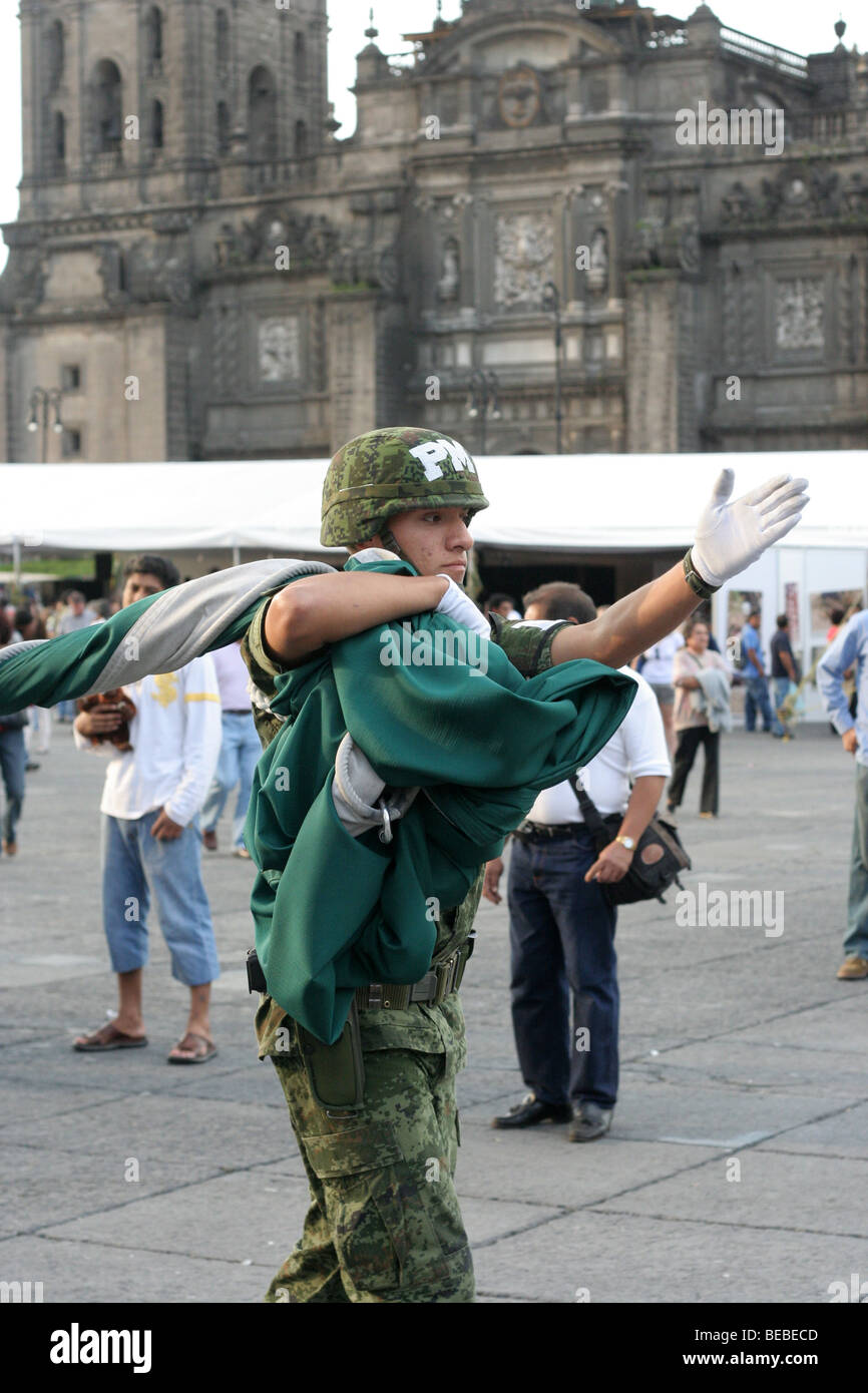 Mexican army in a ceremony Stock Photo - Alamy