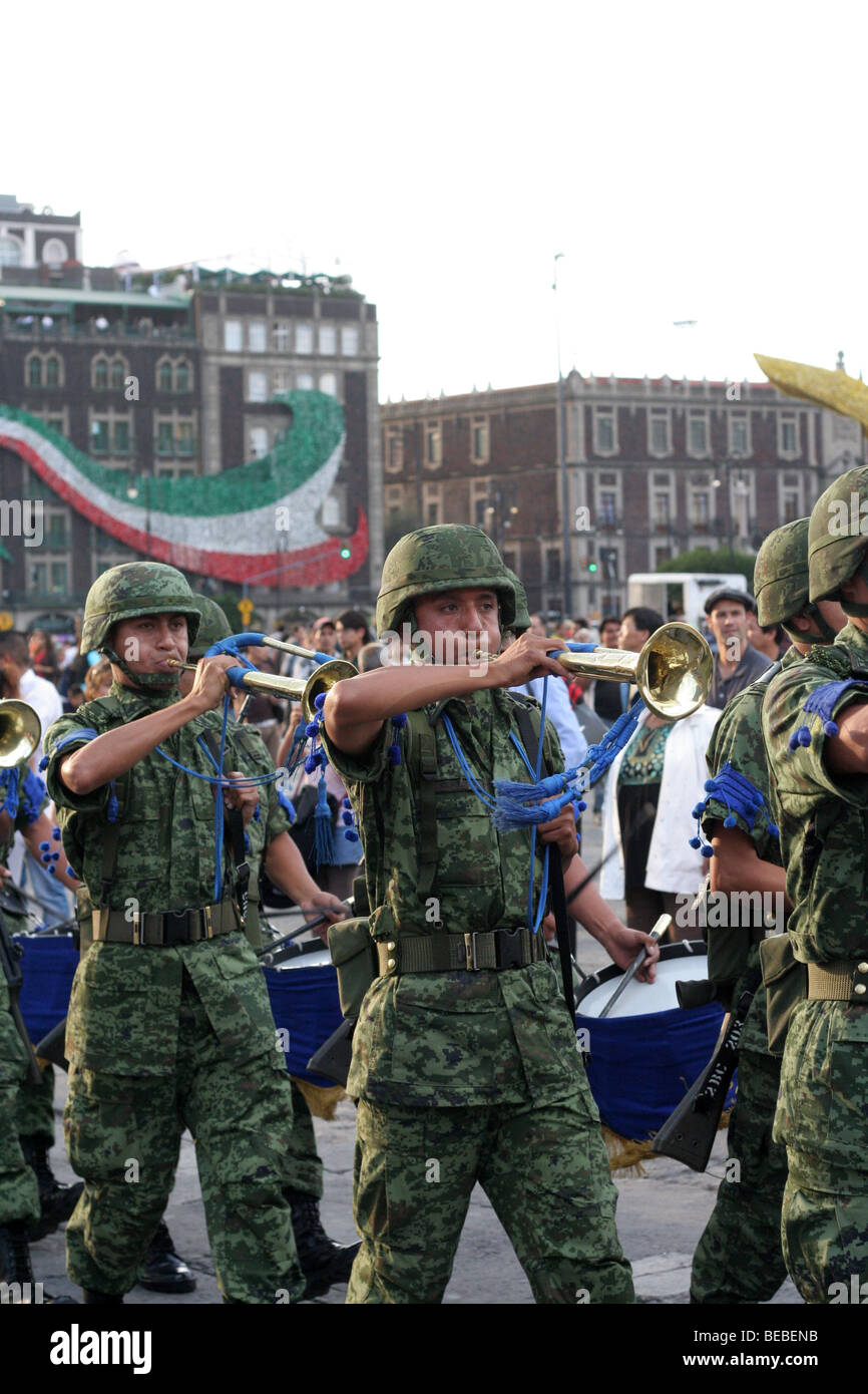 Mexican army soldier hi-res stock photography and images - Alamy