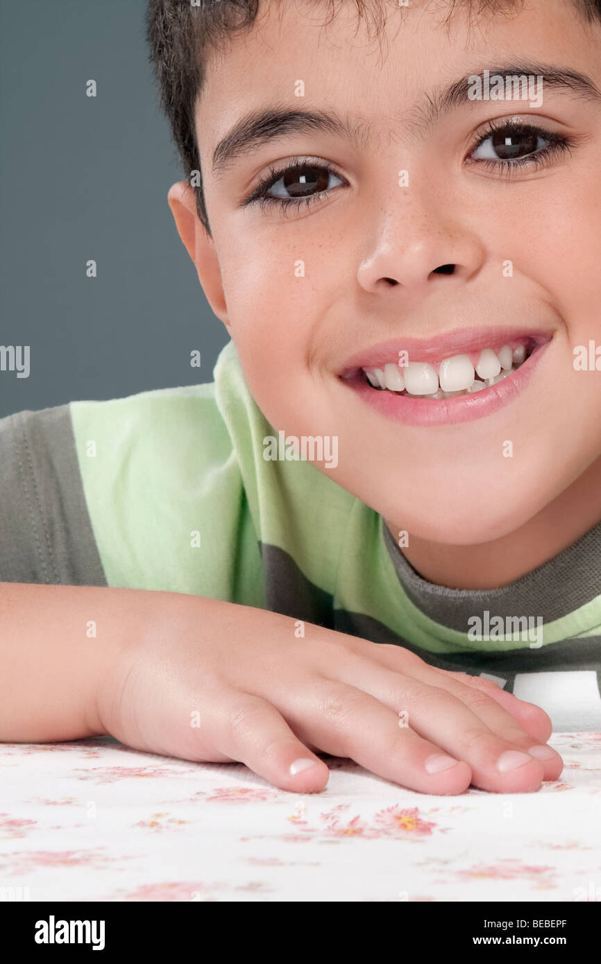 Portrait of a boy smiling Stock Photo - Alamy