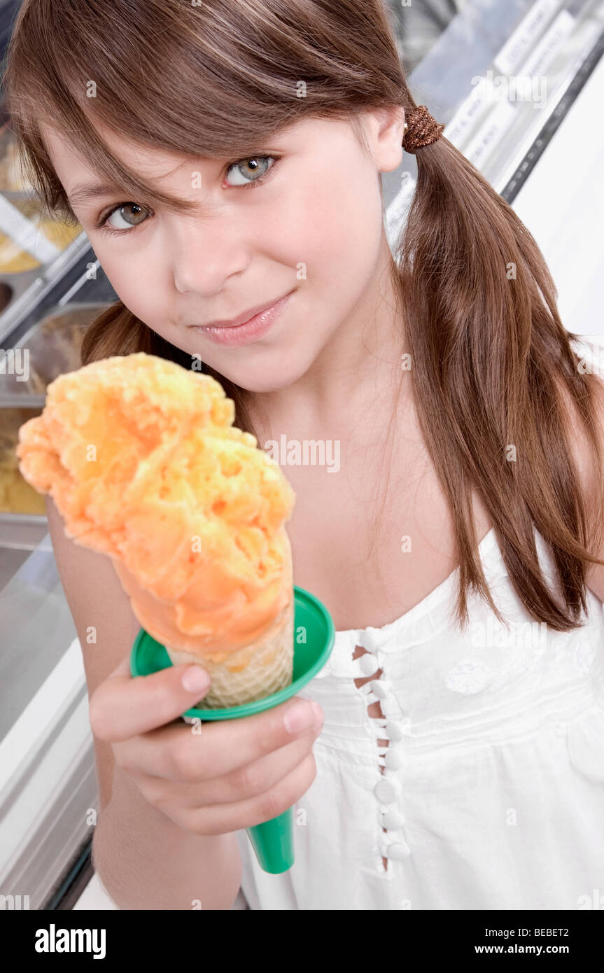 Tween eating ice cream hi-res stock photography and images - Alamy