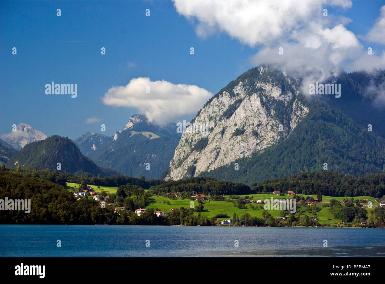 Lake Thun in the Swiss town of Thun. Alps mountains. Thunersee Stock ...