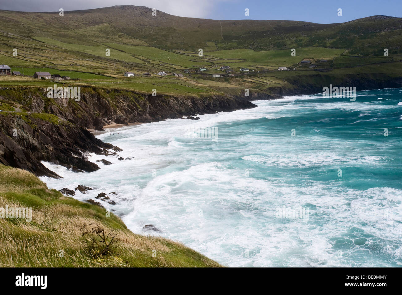 Coumeenoole Beach Dingle Peninsula Co Kerry Ireland Stock Photo Alamy Coumeenoole Beach Dingle Peninsula Co Kerry Ireland Stock Photo Alamy