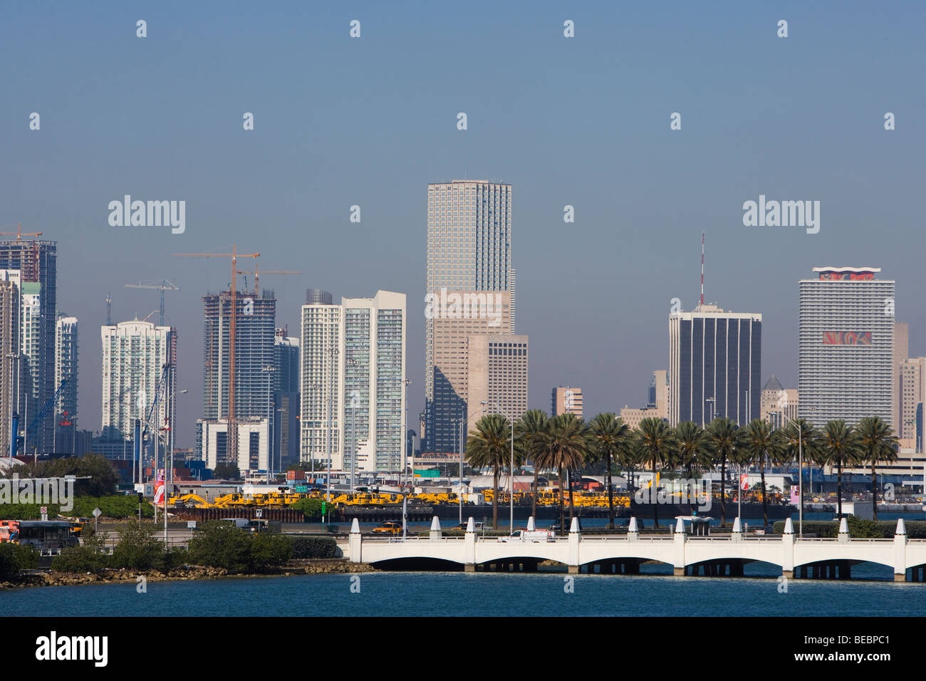 Miami city urban people hi-res stock photography and images - Alamy