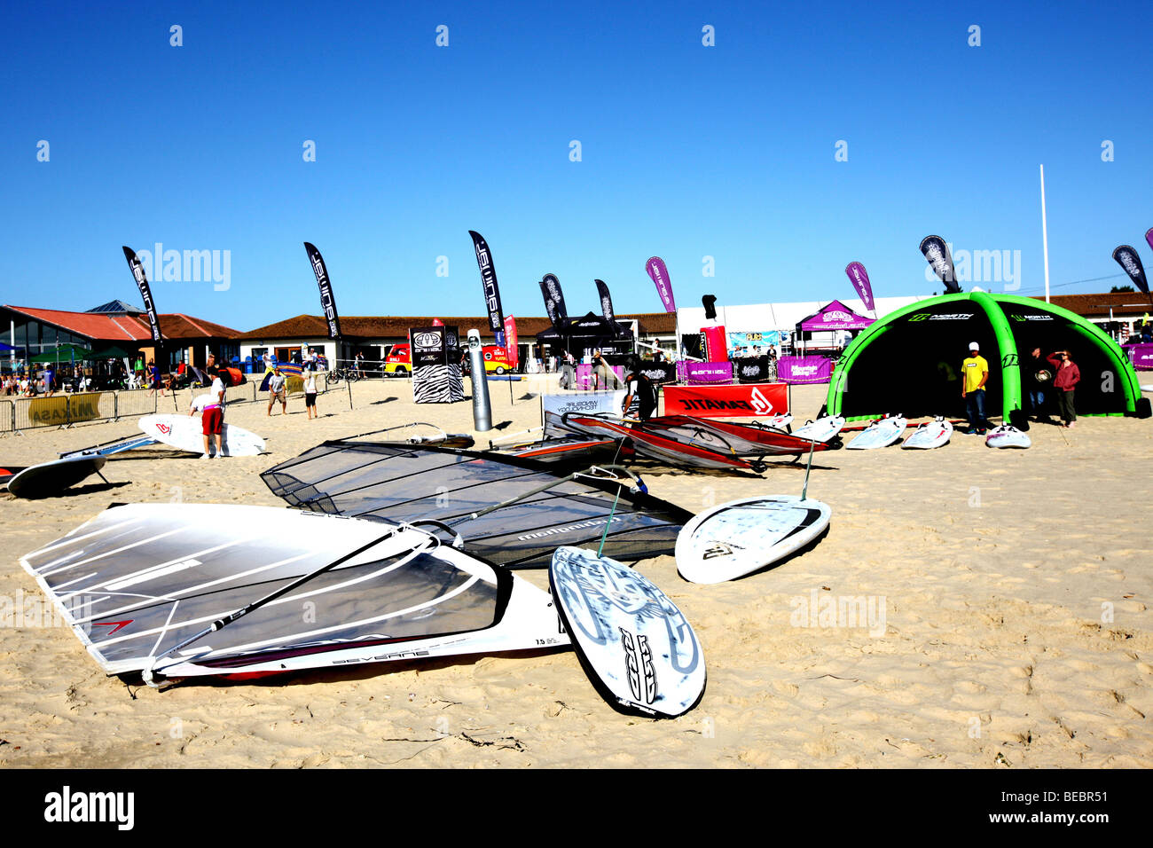 Sailboards hi-res stock photography and images - Alamy