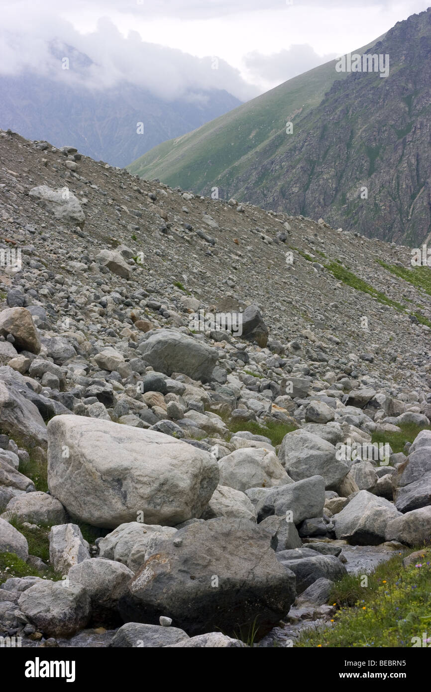 Climbing caucasus mountains hi-res stock photography and images - Alamy