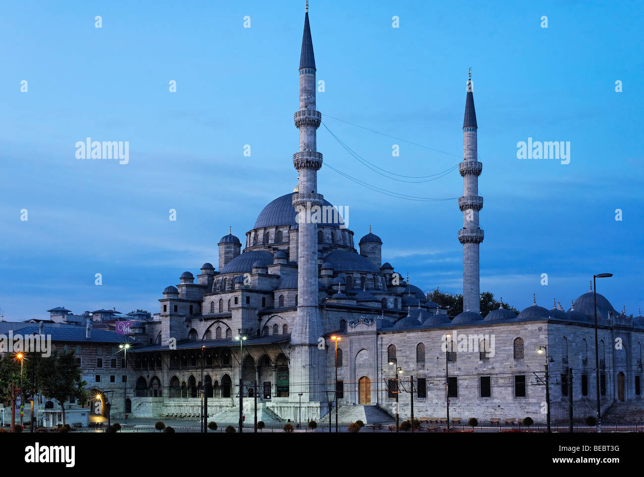 Yeni Cami, The "New" Mosque in Istanbul Stock Photo - Alamy