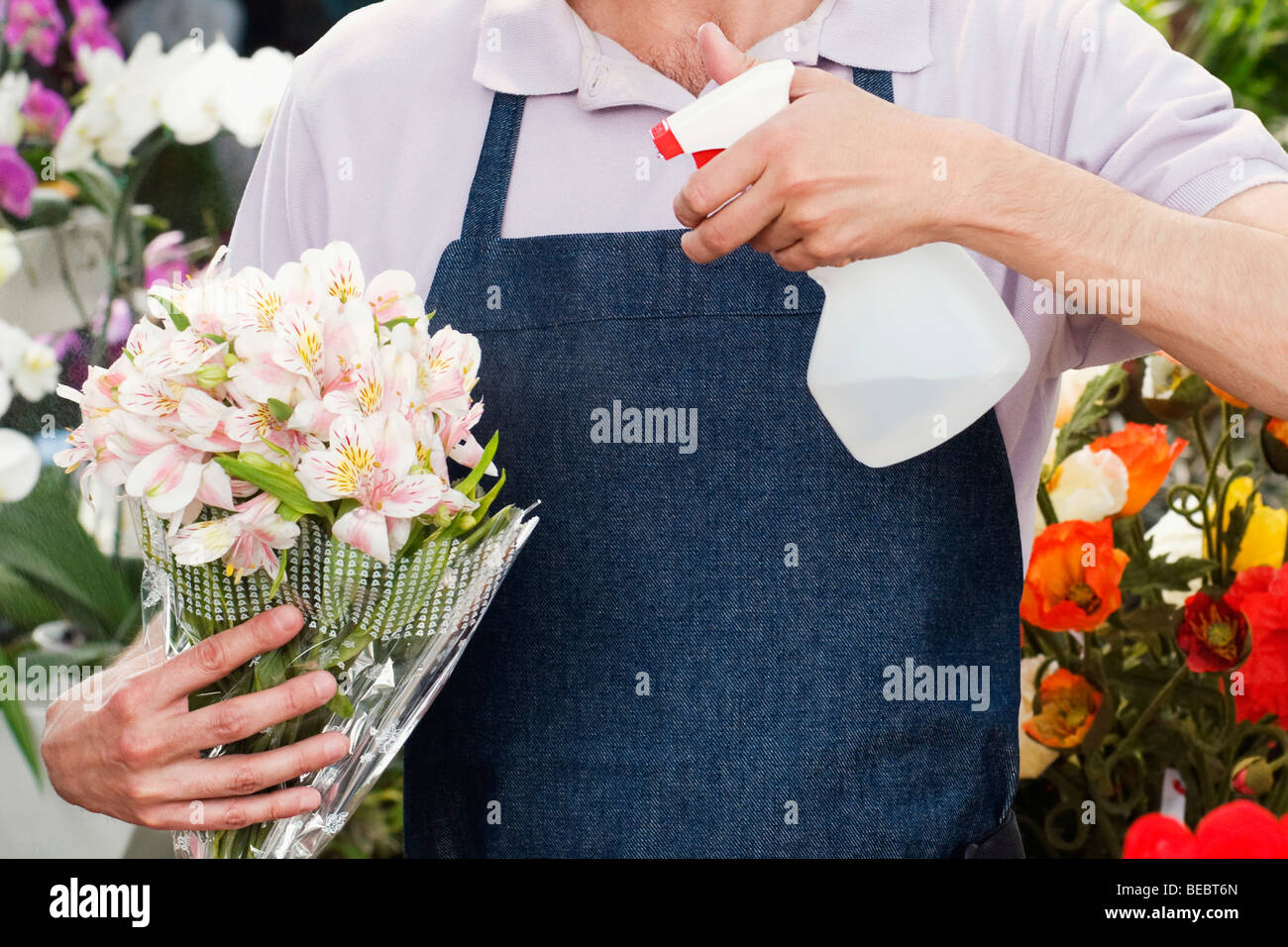 Florist spray water flowers hi-res stock photography and images - Alamy