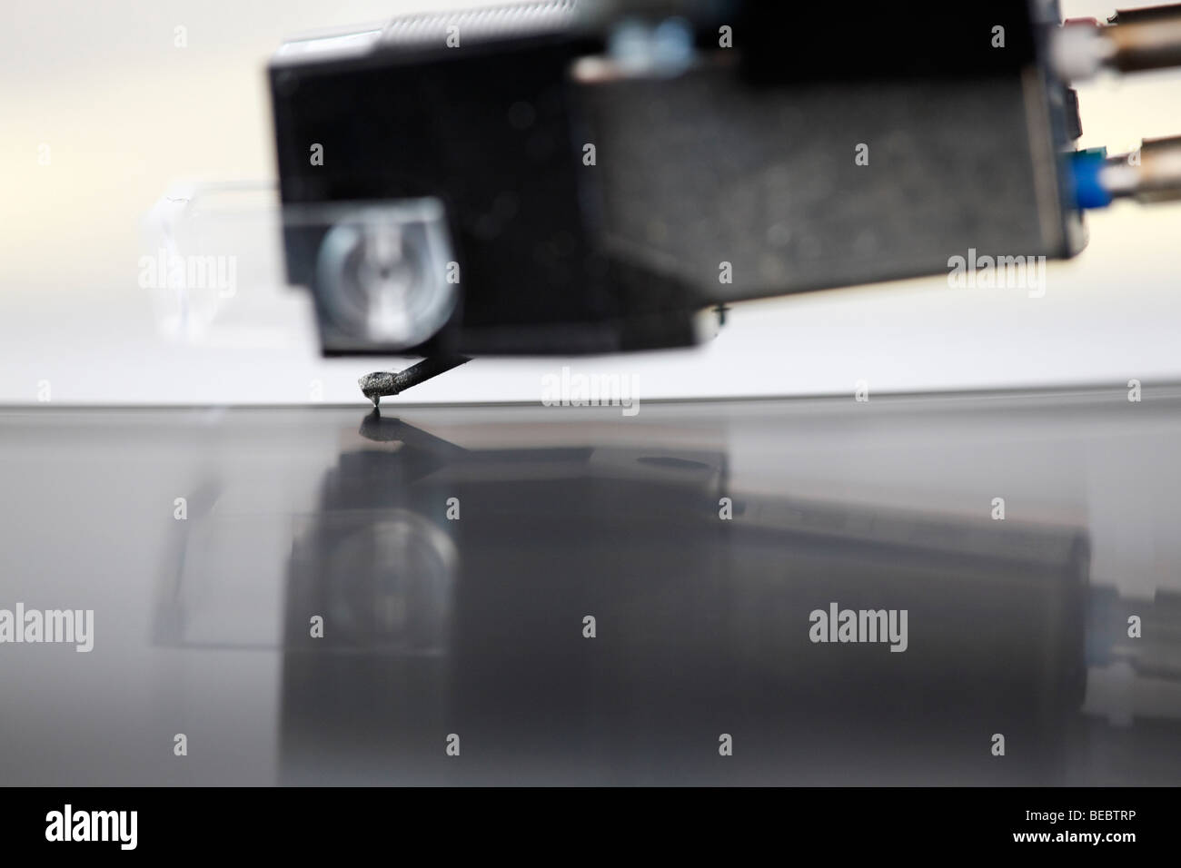 turning record player Stock Photo - Alamy