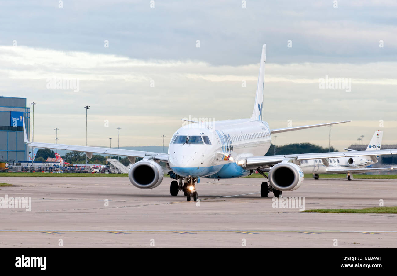 FlyBE aircraft taxiing for take off from Manchester Airport (Ringway ...