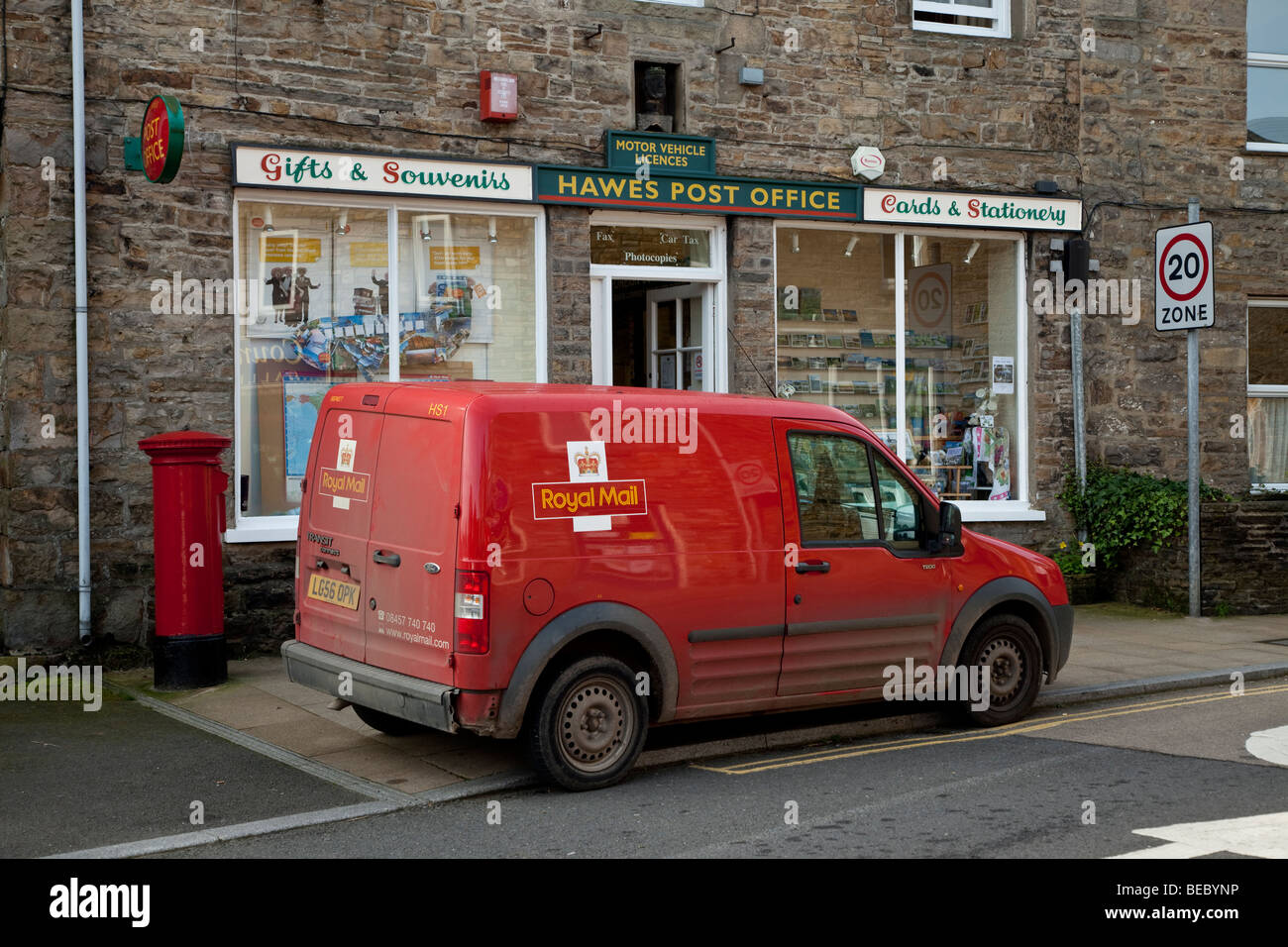 Post office van hi-res stock photography and images - Alamy