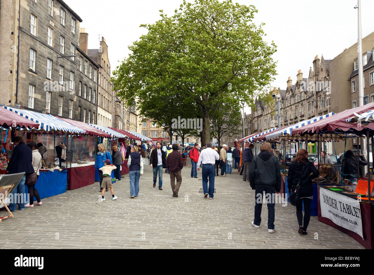 Market festival edinburgh hi-res stock photography and images - Alamy