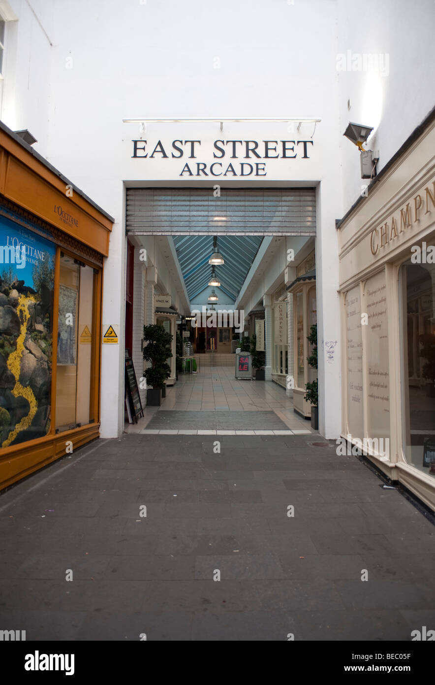 East street arcade hi-res stock photography and images - Alamy