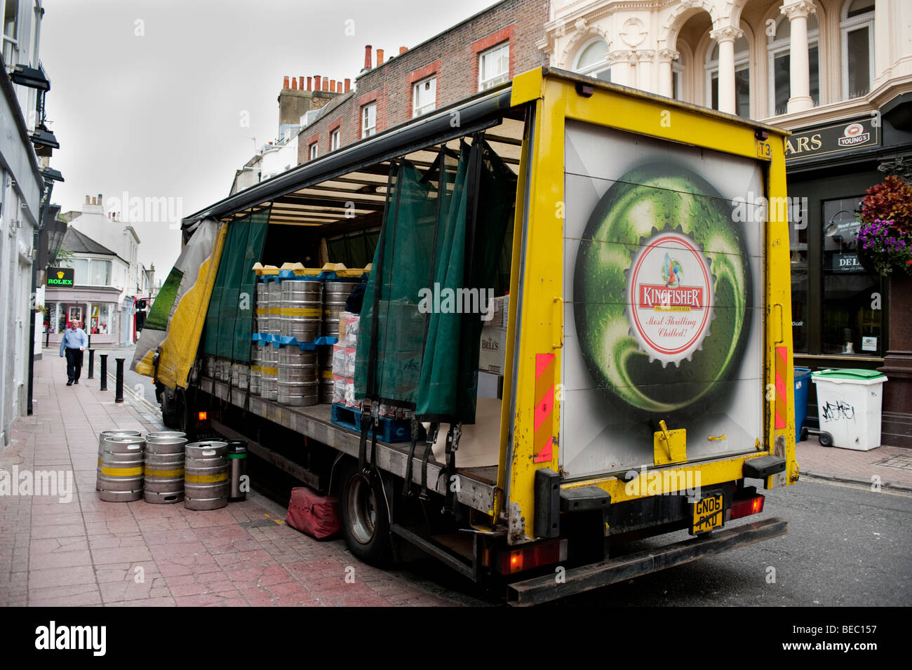 Dray lorry hi-res stock photography and images - Alamy