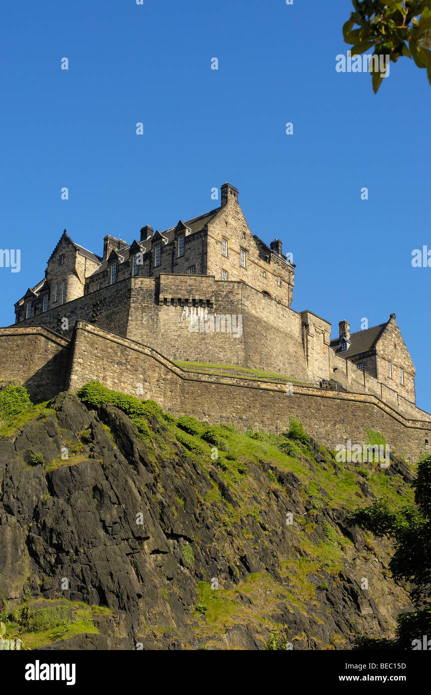 Edinburgh Castle from Princes street gardens. Edinburgh. Scotland. U.K ...