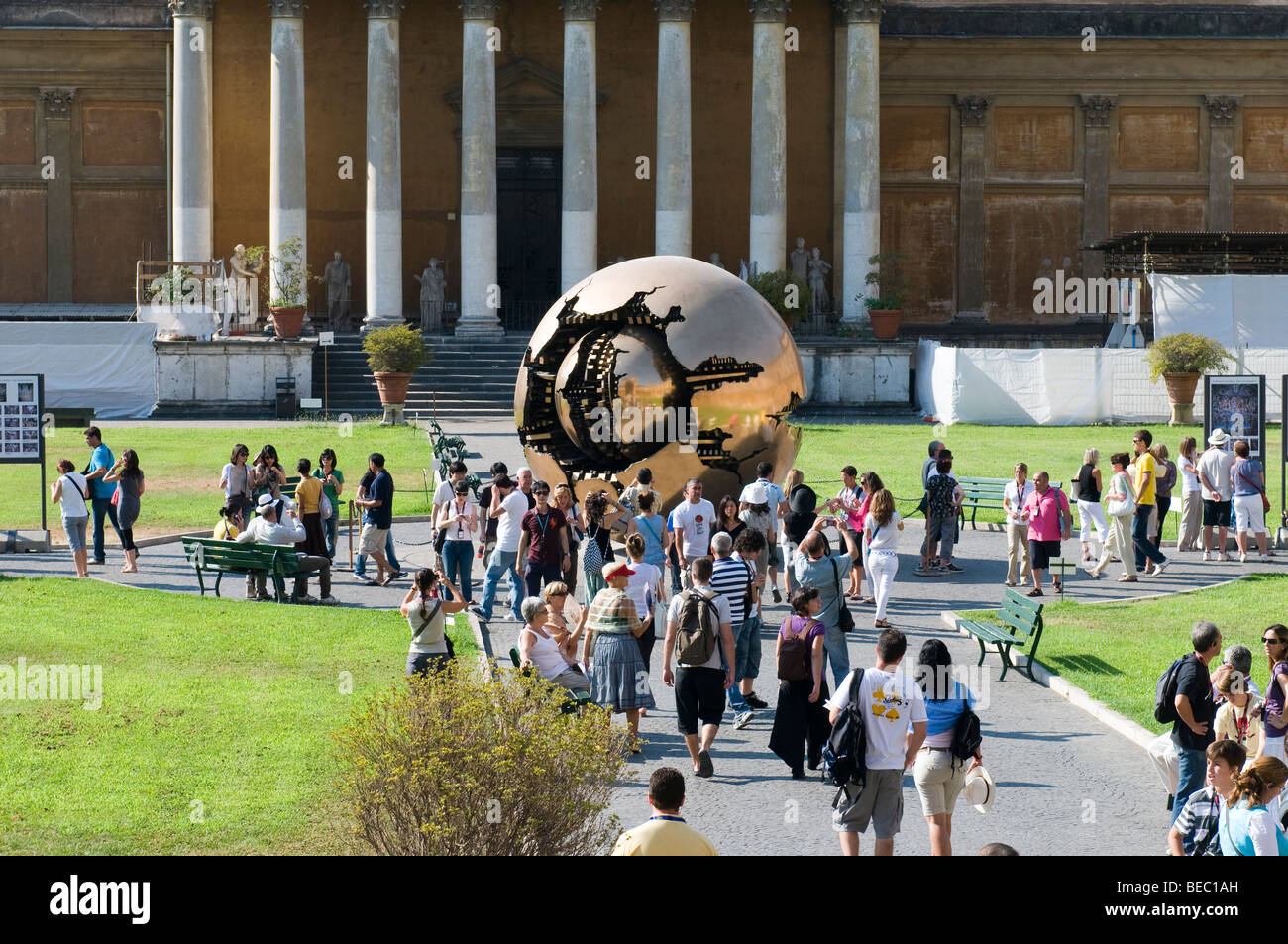 Pinga hi-res stock photography and images - Alamy